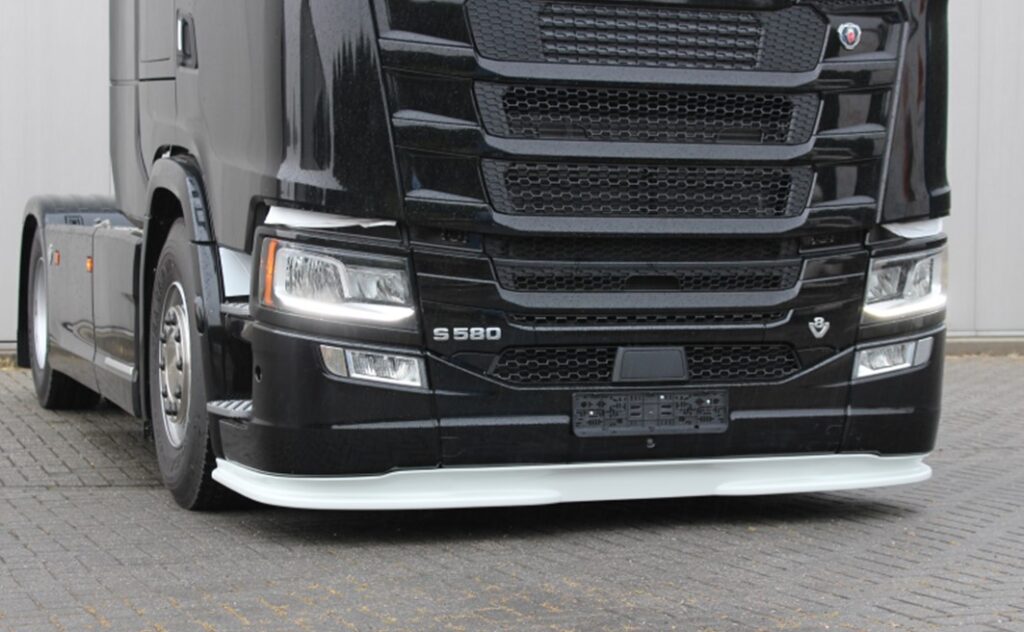 Chin spoiler for NG Scania - low bumper - Spot On Truck Bars
